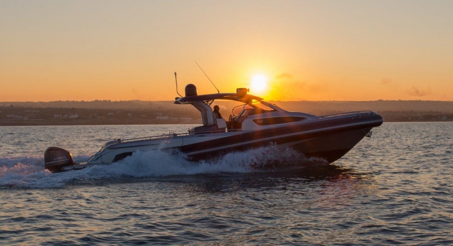 Explosion Marine X44 for Sale and Information - BoatShowAvenue.com